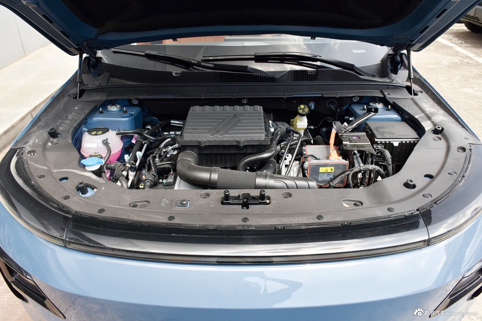 【捷途2025款捷途山海L7 1.5T 120km 尊享版 7座】报价_参数_图片 – 新浪汽车