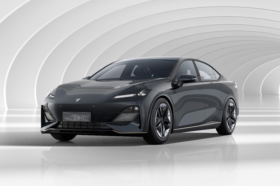 【深蓝汽车2023款长安深蓝SL03 SL03i 705MAX纯电版】报价_参数_图片 – 新浪汽车